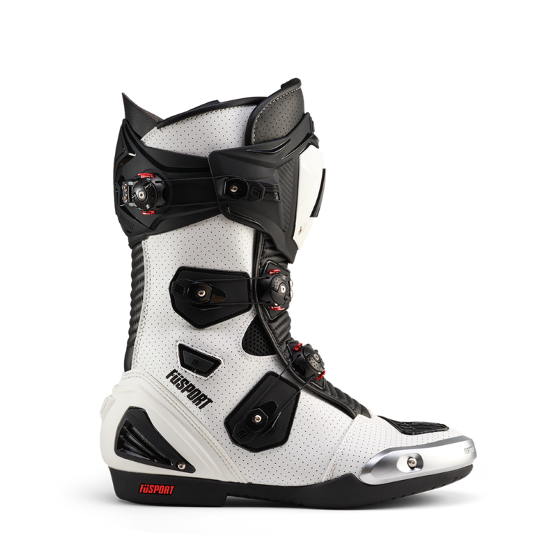 XR1 Perforated - Fusport Boots